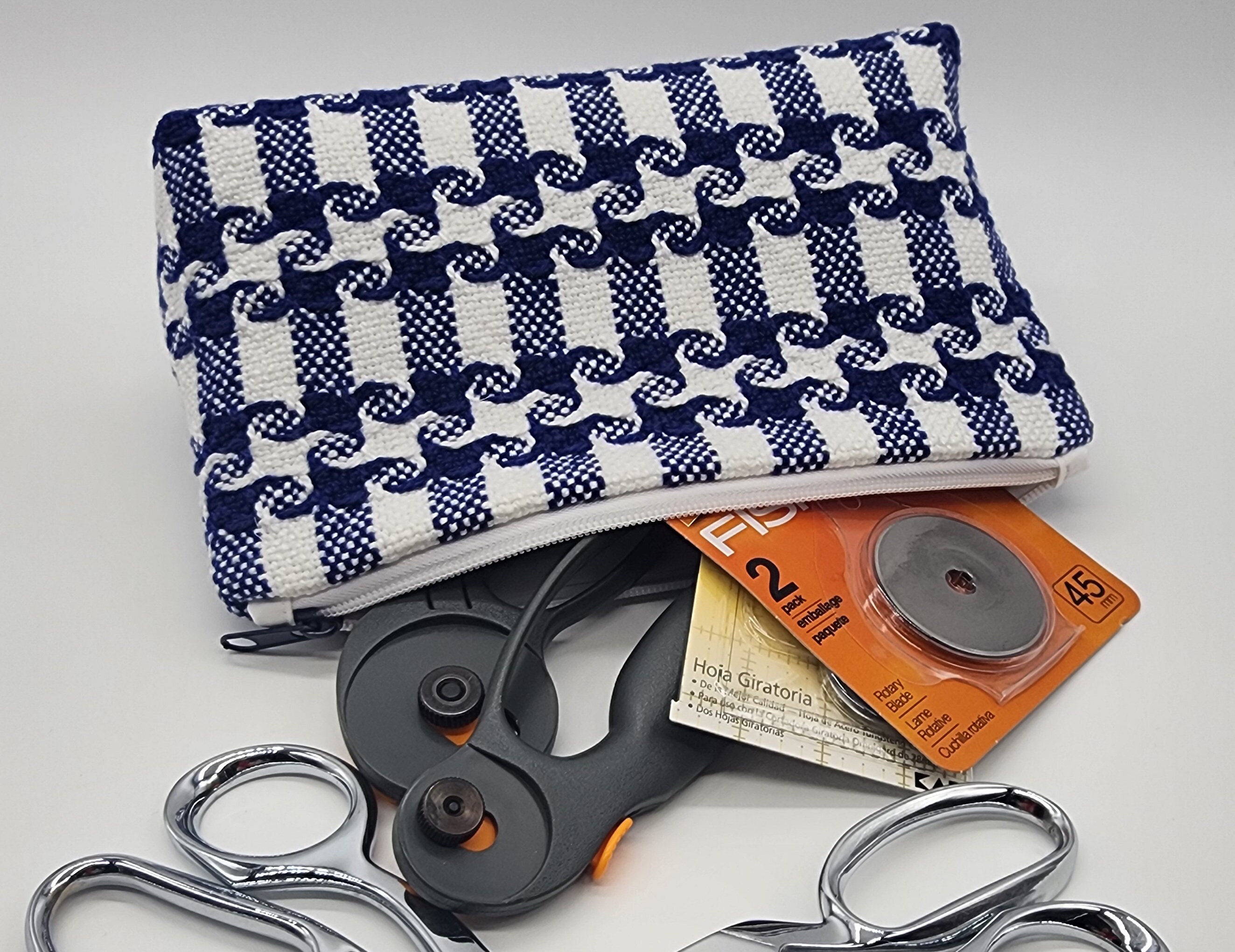 Handwoven Pinwheel Zipper Pouch. Fully Lined Stands Alone - Etsy