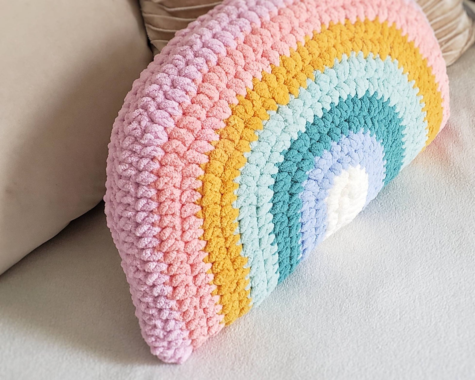 Plush Rainbow Pillow, Crochet Pattern for a Rainbow Pillow, Throw ...