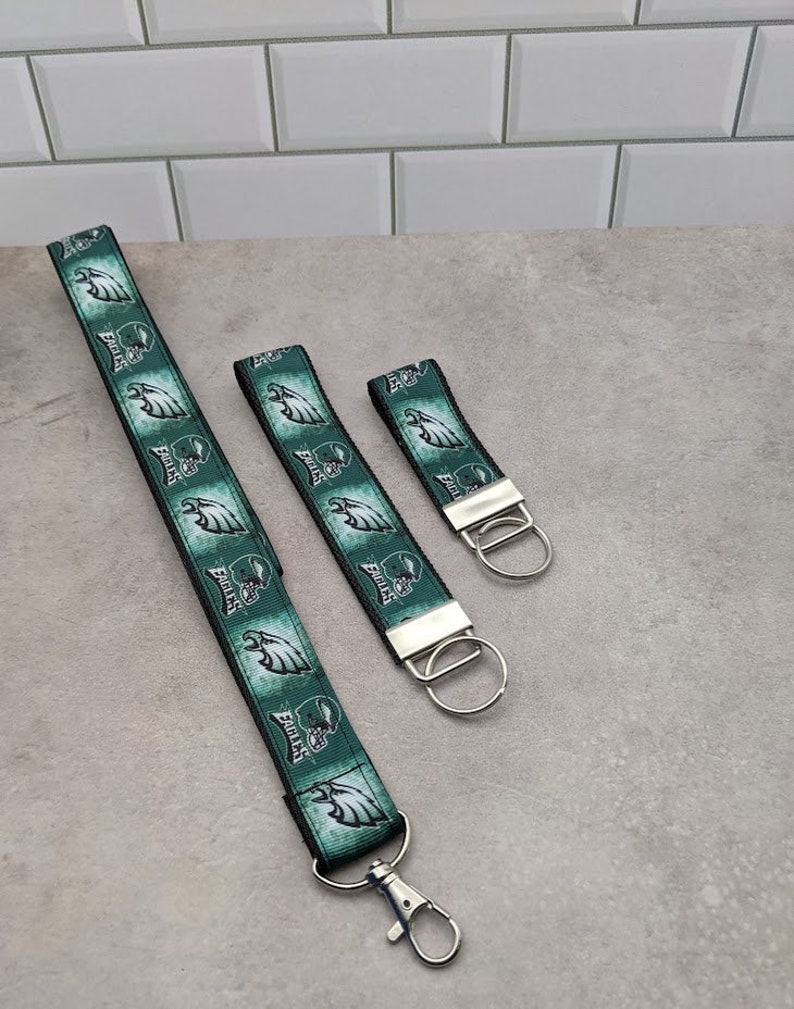 Philadelphia Eagles Keychain Key Chain Wristlet Lanyard ID - Etsy