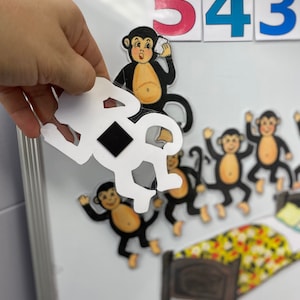 5 Little Monkeys Jumping on the Bed/magnetic Story Board/imagination ...