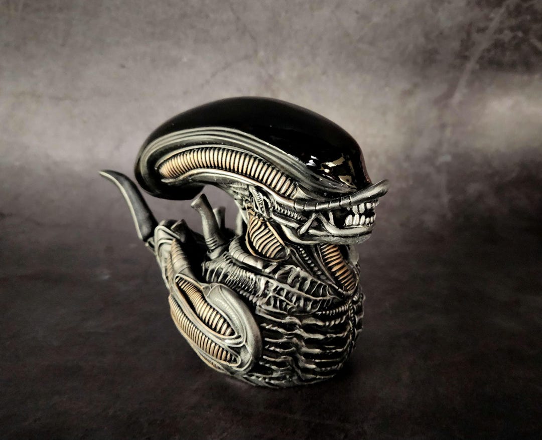 Alien Duck Xenomorph – Perfect for Jeep Ducking Game & Alien Fans ...