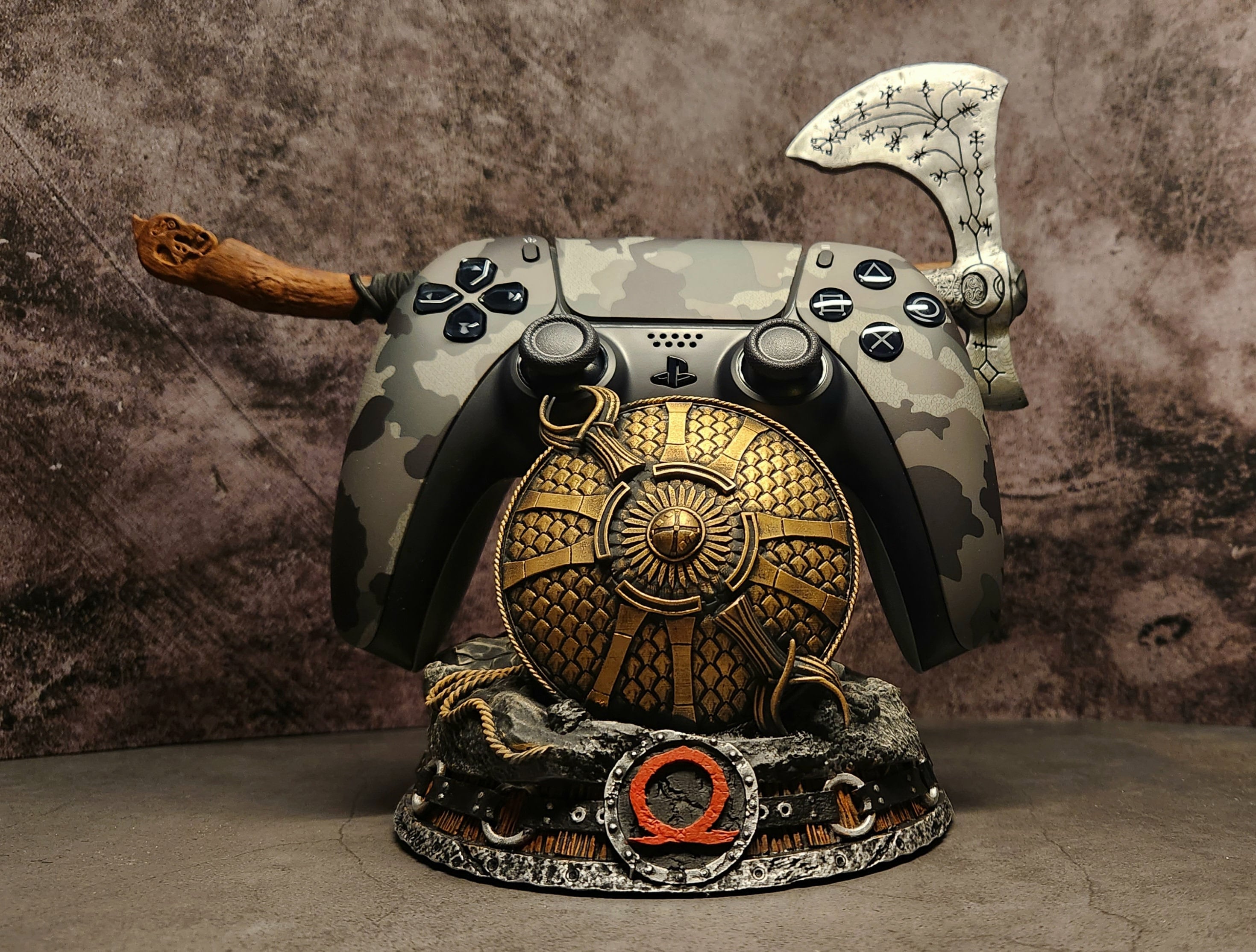 God of War Ragnarok PS5 PS4 Controller Stand - Etsy