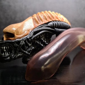 H.R Giger Alien Head 14 Inch Display - Resin Model - Prop - Office ...