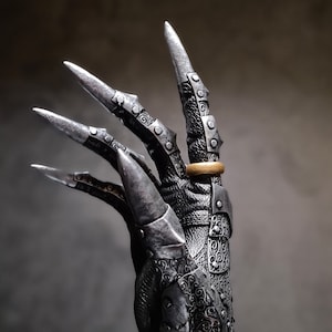 Sauron Gauntlet, Large Hand of Sauron Statue - Etsy