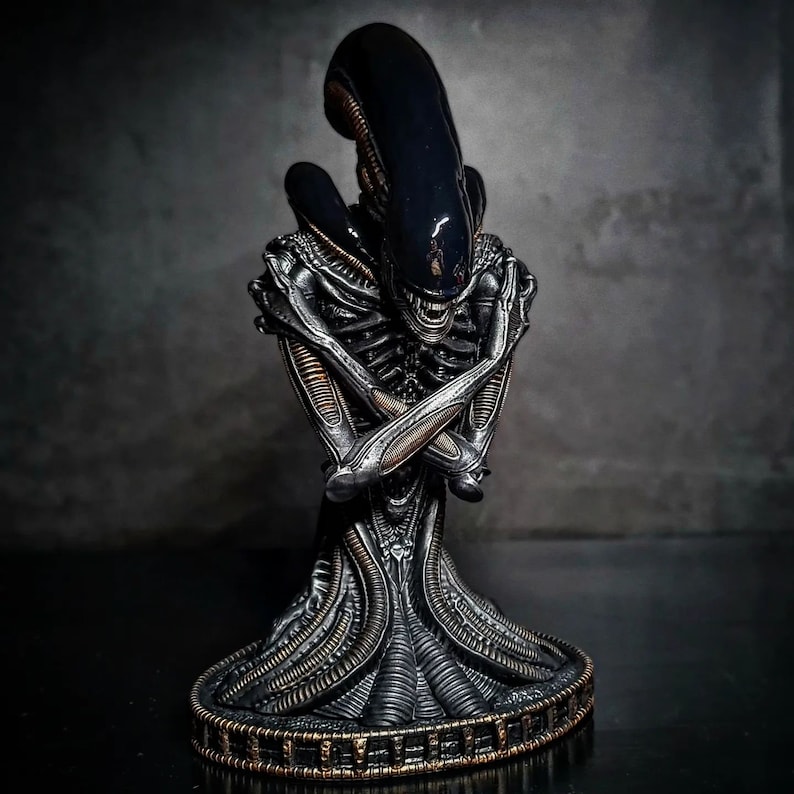 Alien Xenomorph Bust - Etsy