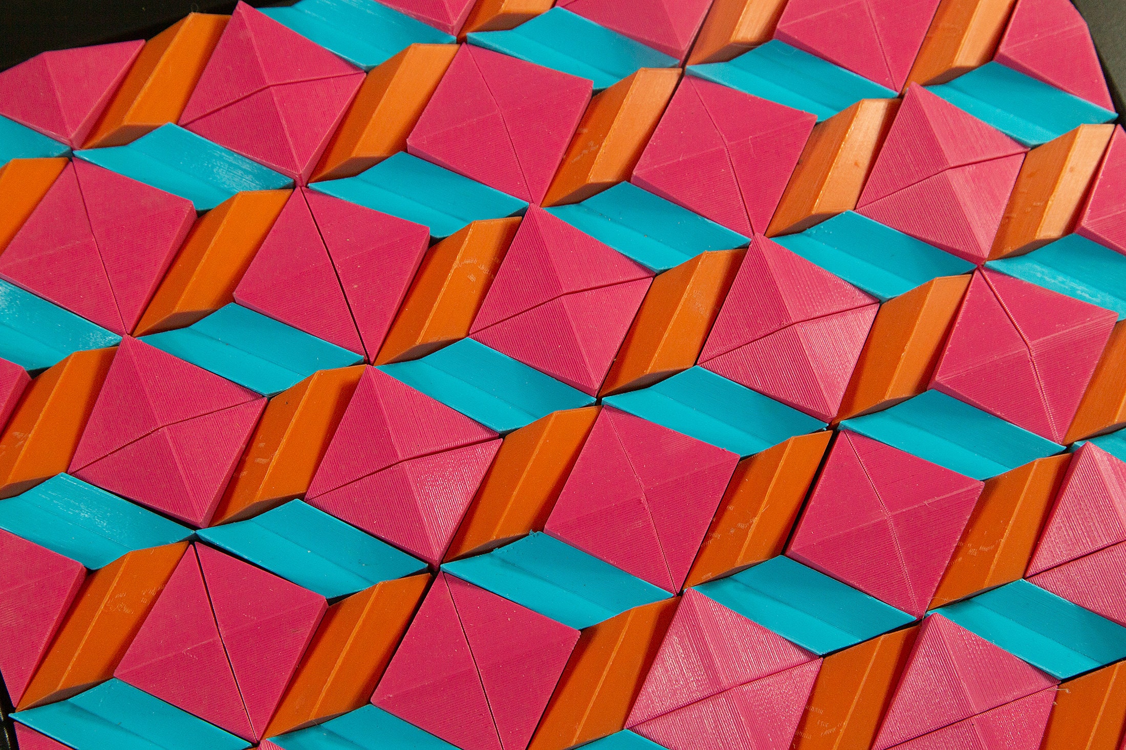 3D Chromatic Tessellation - Etsy