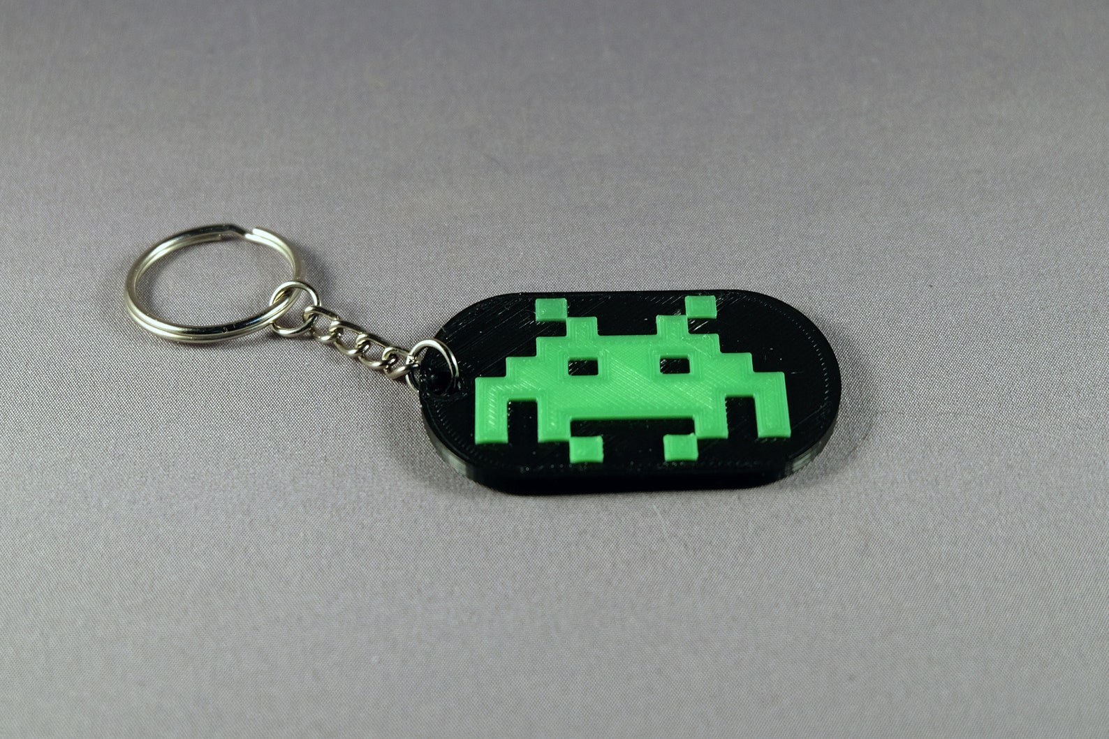 Alien Invader Game Keyring. 3D Printed. Retro 70's 80's Arcade Gift ...