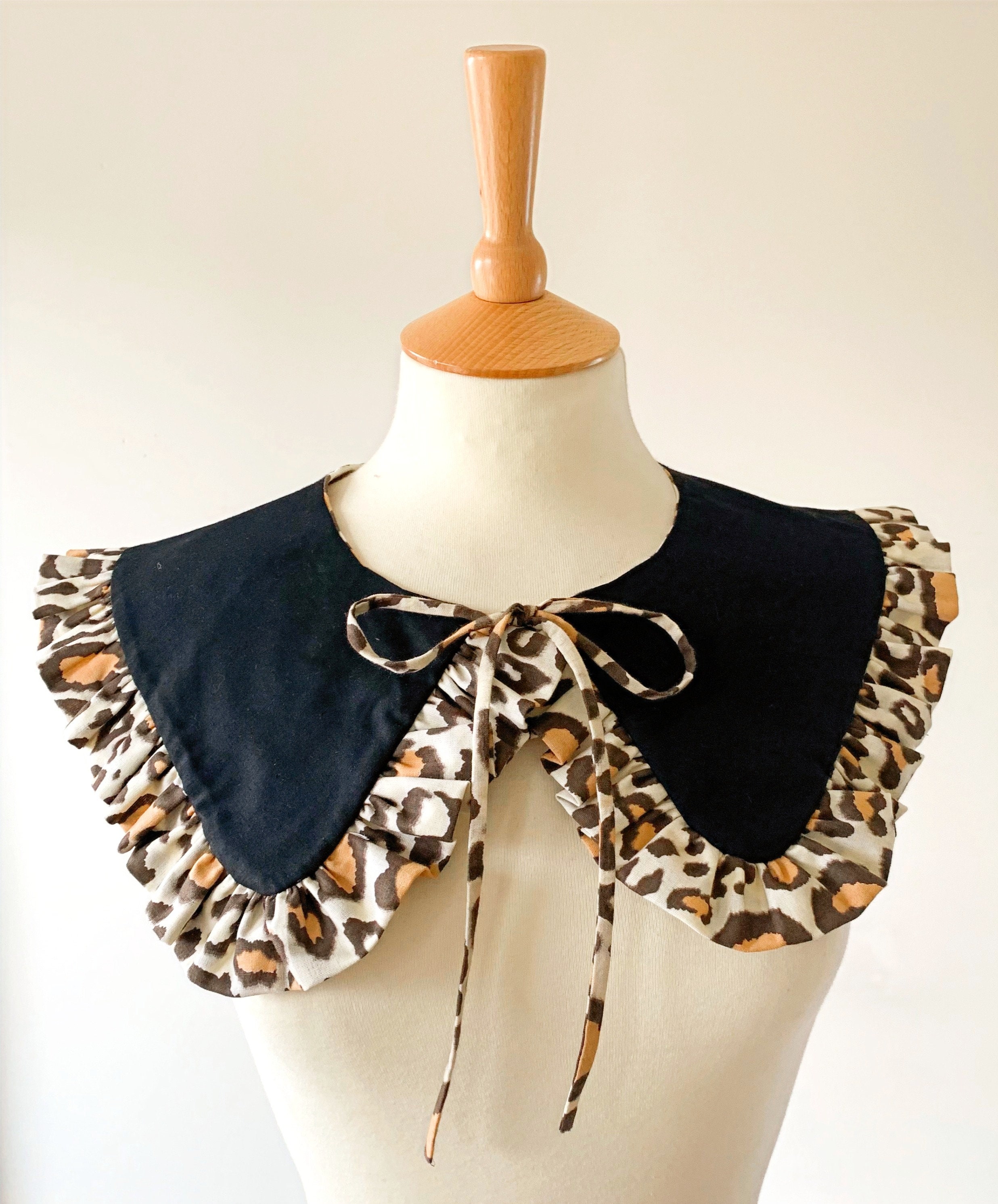 Leopard Lovers Detachable Frill Collar - Etsy