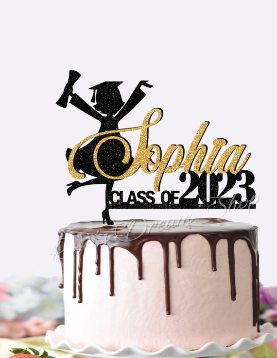 2022 Graduation Cakes