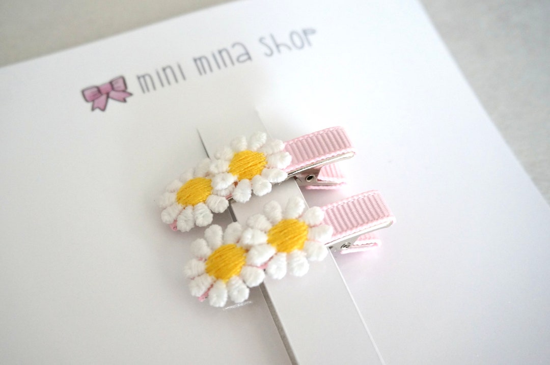Set of 2 Baby Daisy Clips Daisy Clips Flower Hairclips - Etsy