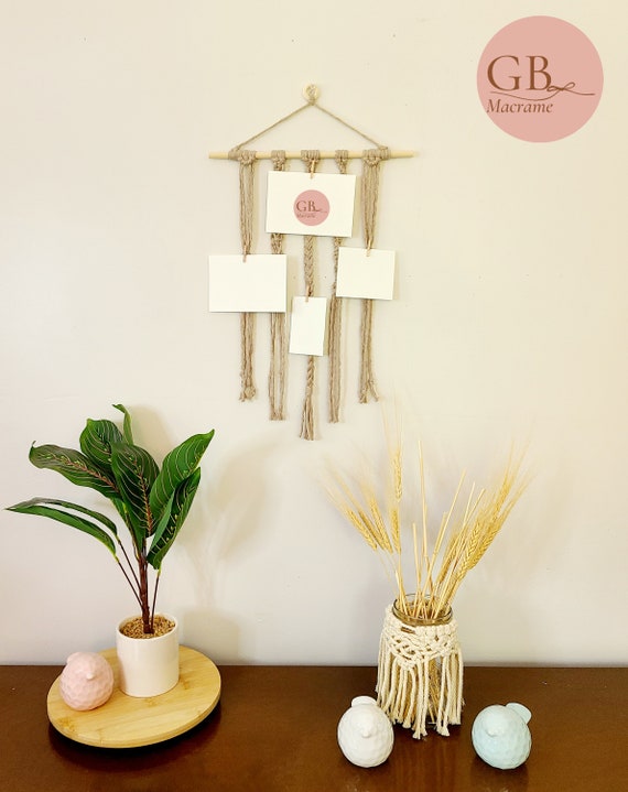 Macrame Photo Hanger / Macrame Photo Display Wall / Boho Decor - Etsy