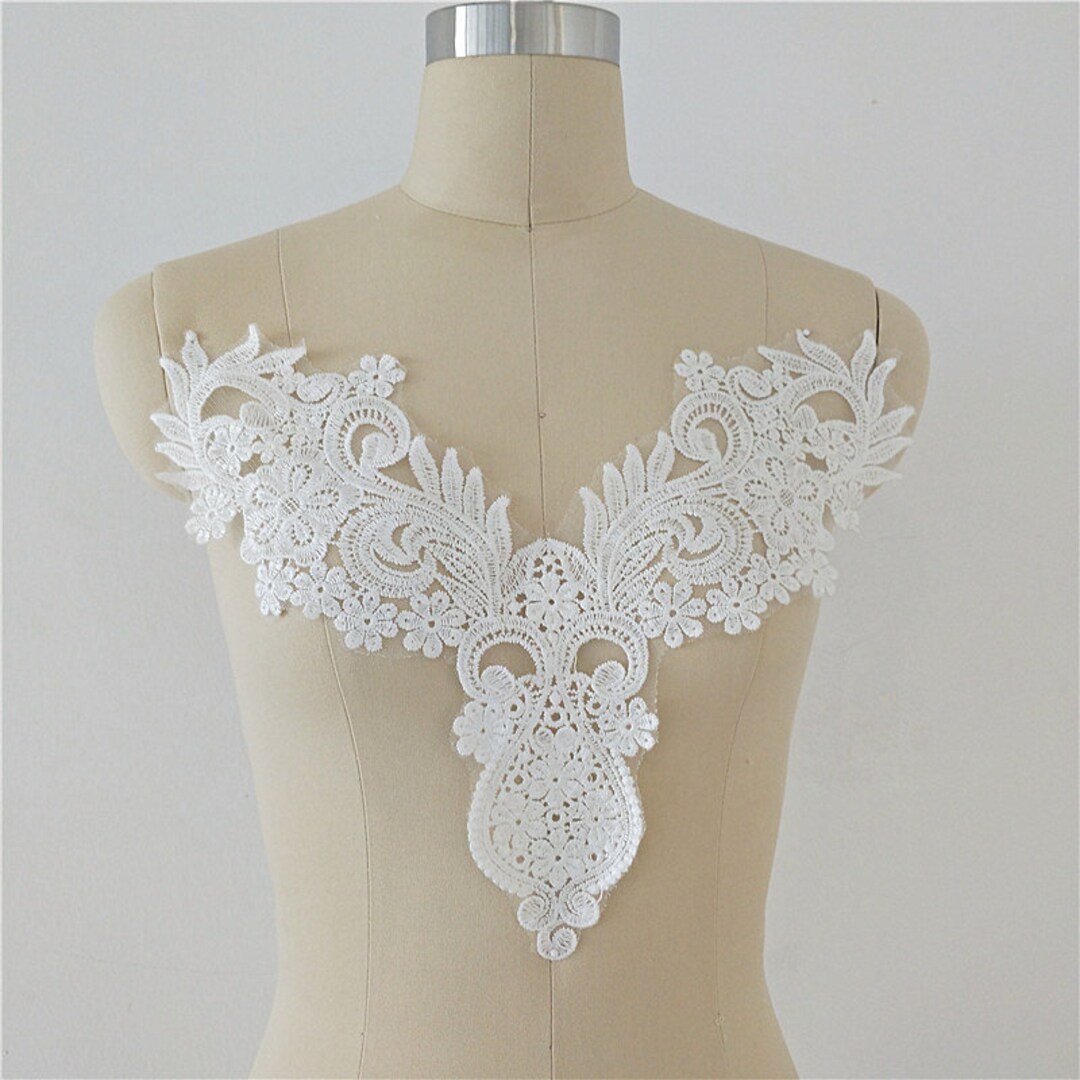 Floral Applique Off-white V-neck Sewing Floral Patches Lace Motif ...
