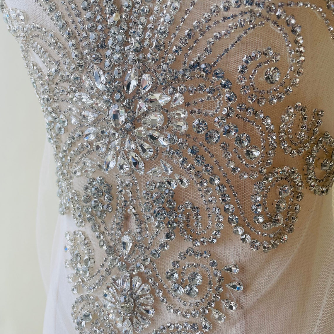 Exquisite Solver Bodice Rhinestone Applique Crystal Patches Bodice V ...