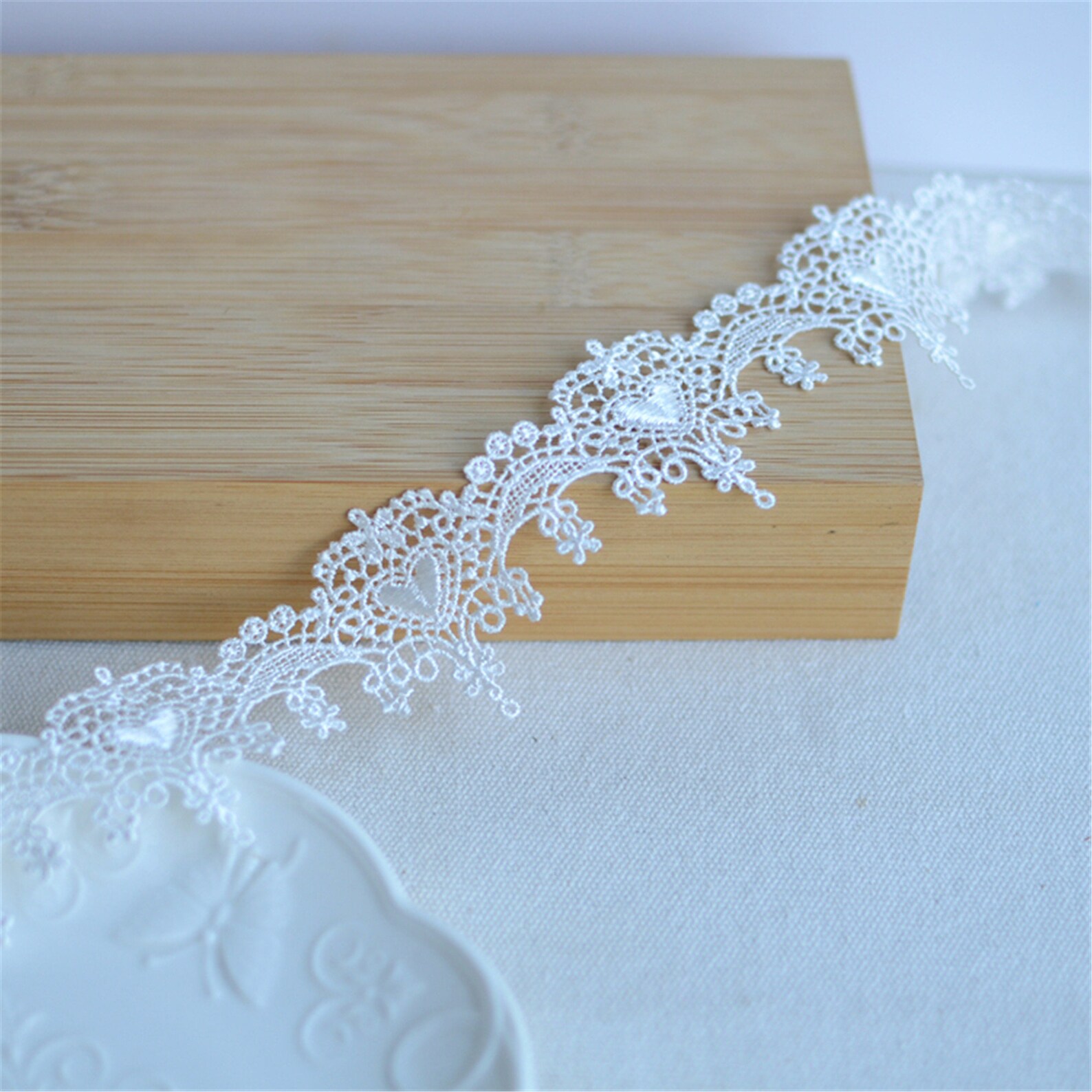2 Yards Vintage Guipure Trim, Scalloped Heart Embroidery Necklace Lace ...