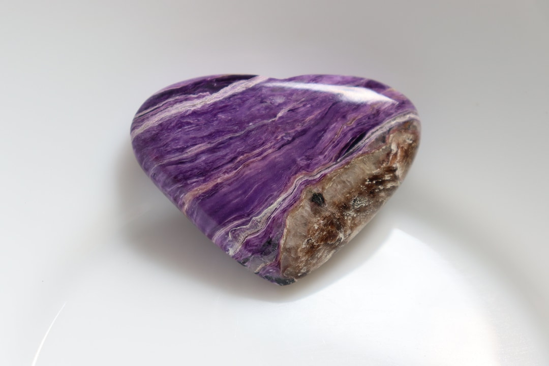 Wunderschöner violetter Charoit Steine Heilstein Heilstein - Etsy.de