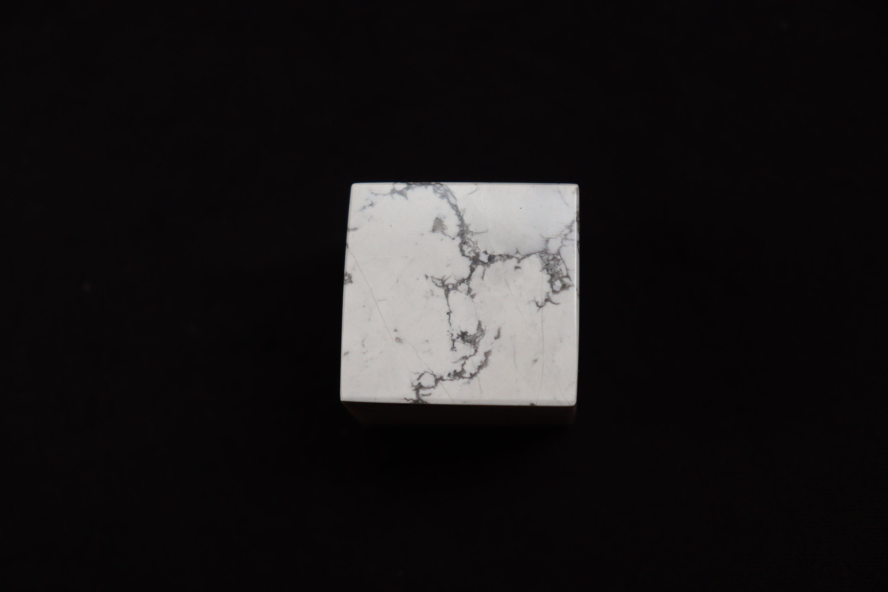 Natural Howlite Cube Crystal, White Howlite Cube Stone, Cube Stone ...