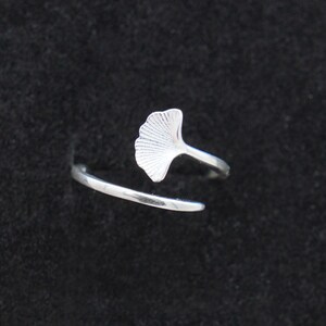 Ginko Leaf Ring, S925 Silver Gingko Biloba Leaf Ring, Silver Ginko Adjustable Ring, Dainty Leaf ...