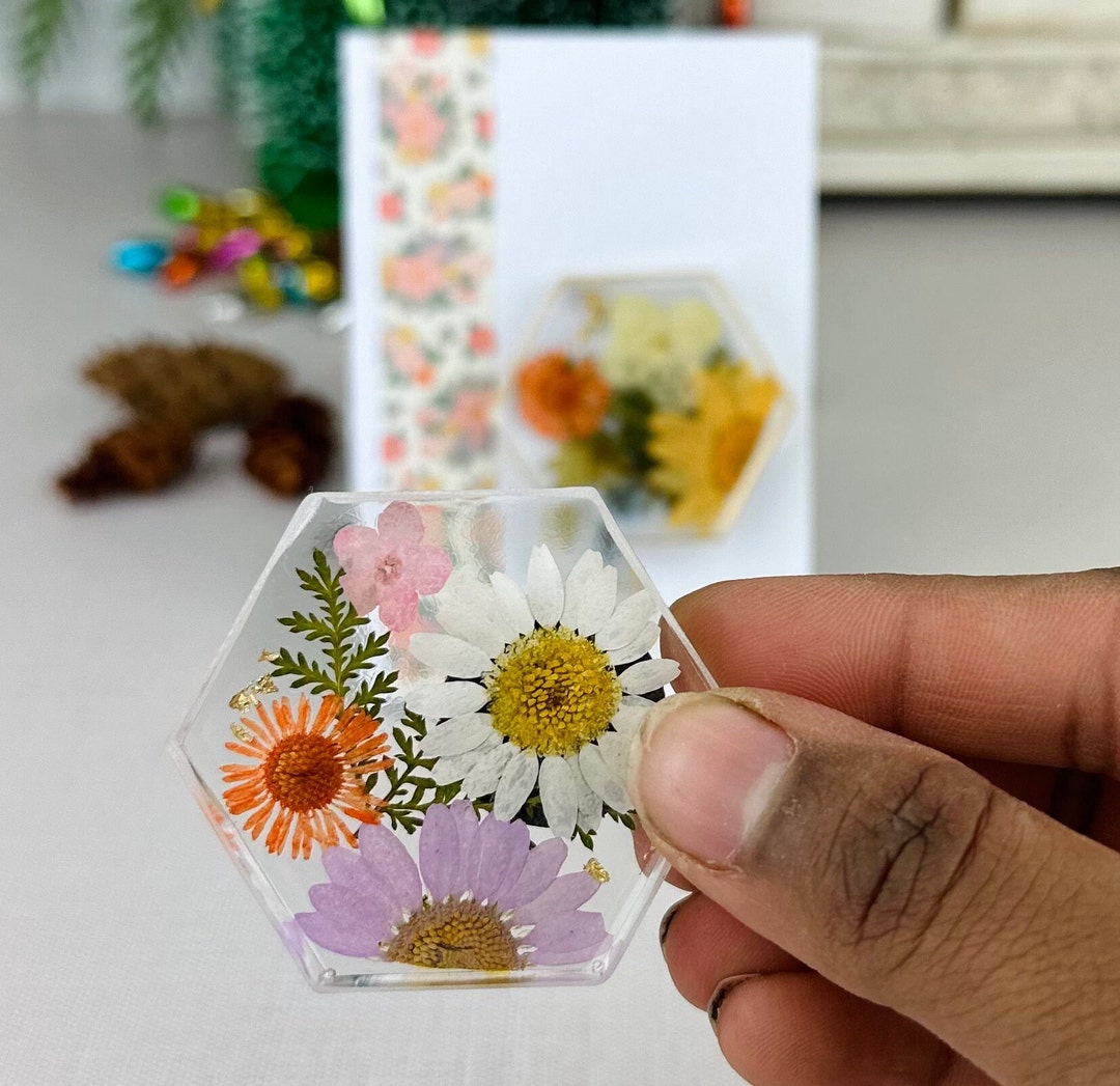 Handmade Mother’s Day Cards With Dried and Pressed Flower Magnets ...