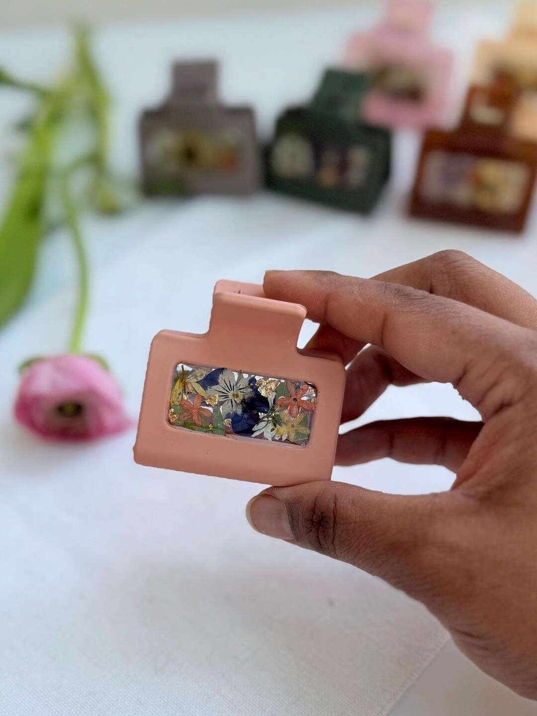 Real Pressed Flower Resin Claw Clip - Etsy