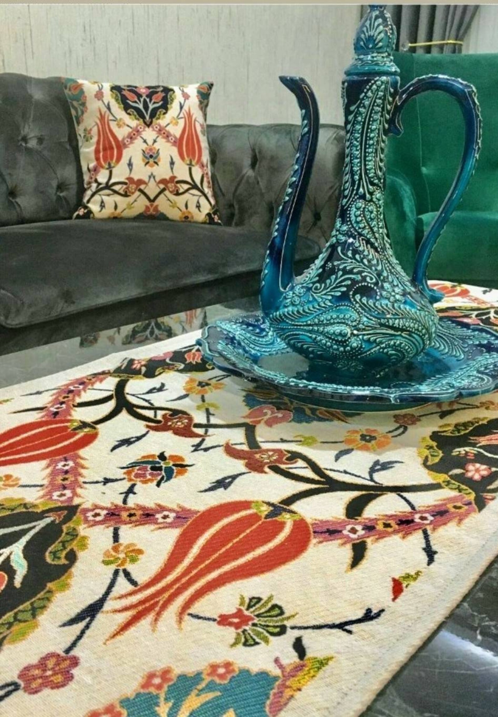 Tulip Design TABLE RUNNER Tile Pattern Tapestry Table Runner | Etsy