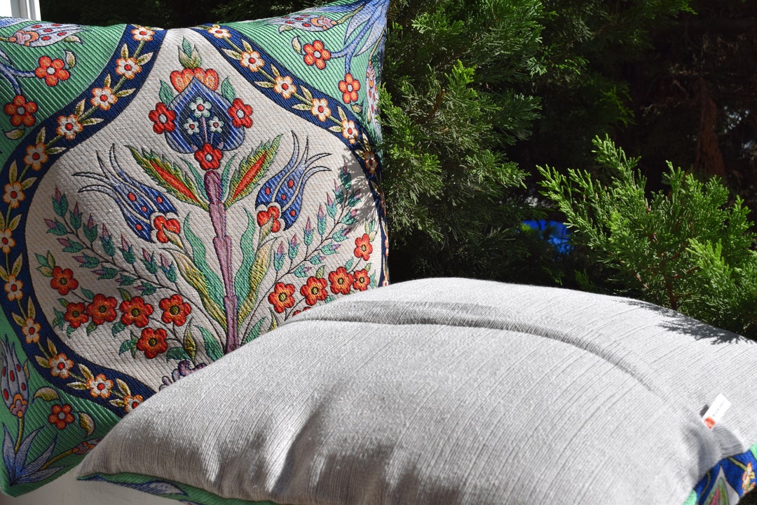 Tulip Design Pillow Tile Pattern Tapestry Lace Pillow| Tulip Tile ...