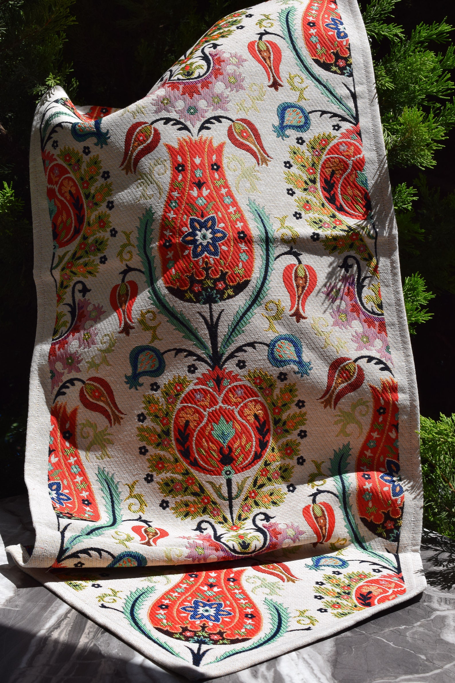 Tulip Design RUNNER Tile Pattern Tapestry Table Runner Tulip | Etsy