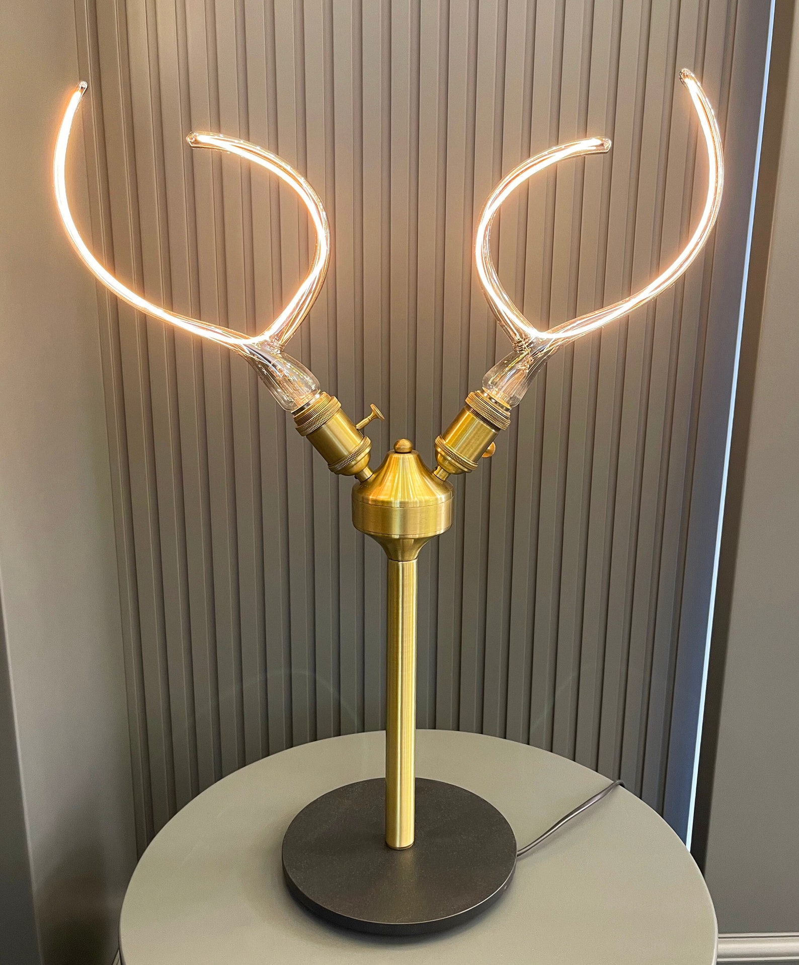 Horn Shaped LED Bulb Table Lamps, Home Decor Handmade Brass Light, Art ...