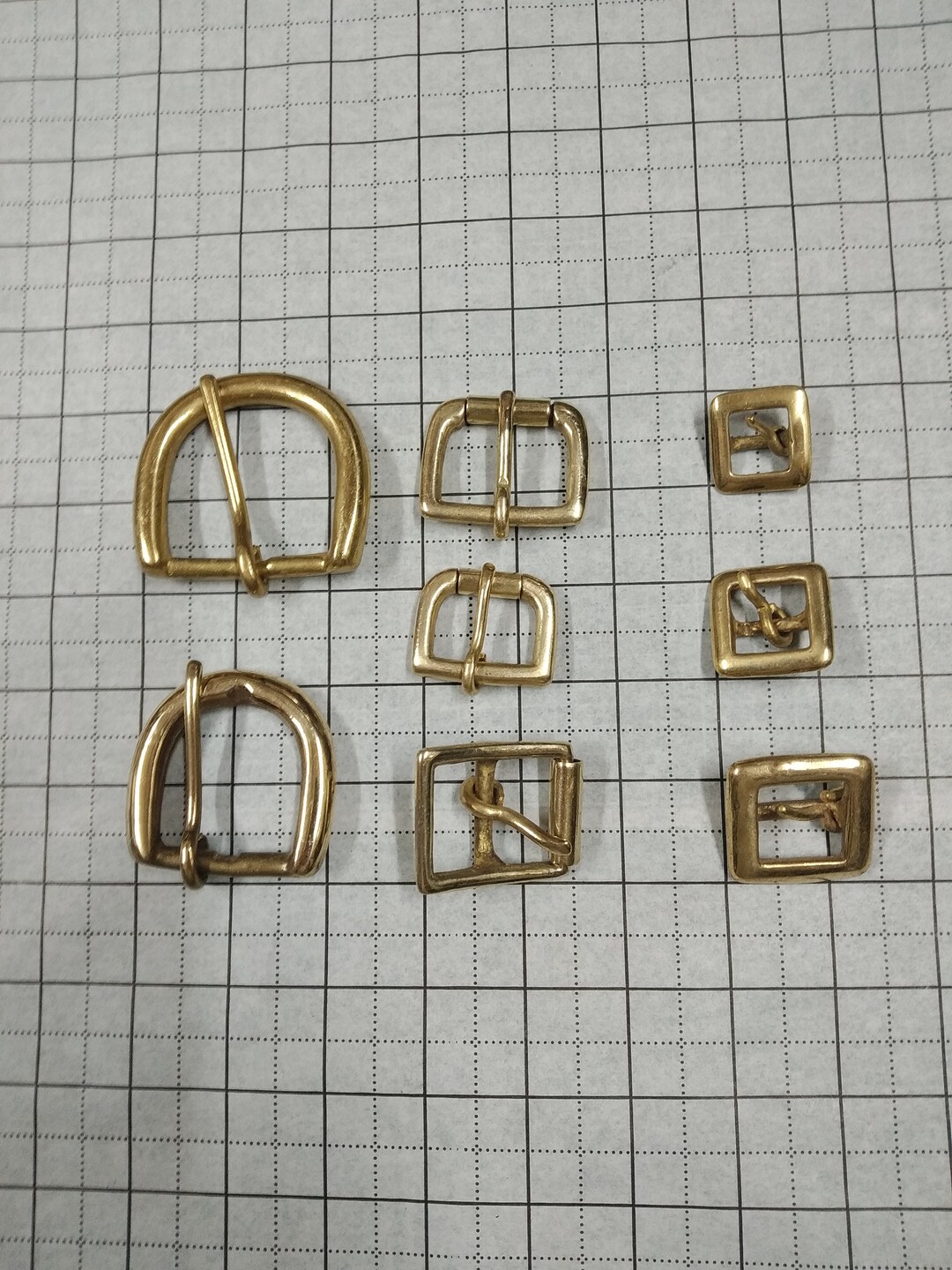 Different Styles of Buckles, Hobbled, Horseshoe, Single Rollers and ...