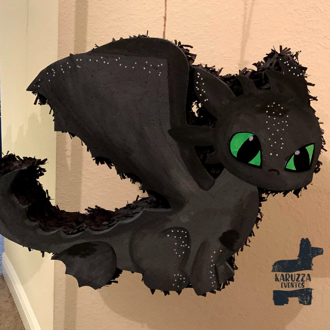 TOOTHLESS themed piñata training my dragon. We customize your | Etsy