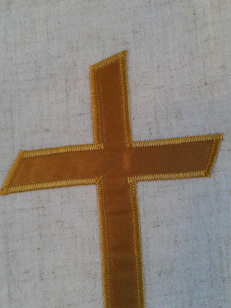 Jacquard Clergy Stole White, Crosses on Stole, Gold Crosses on Stole ...