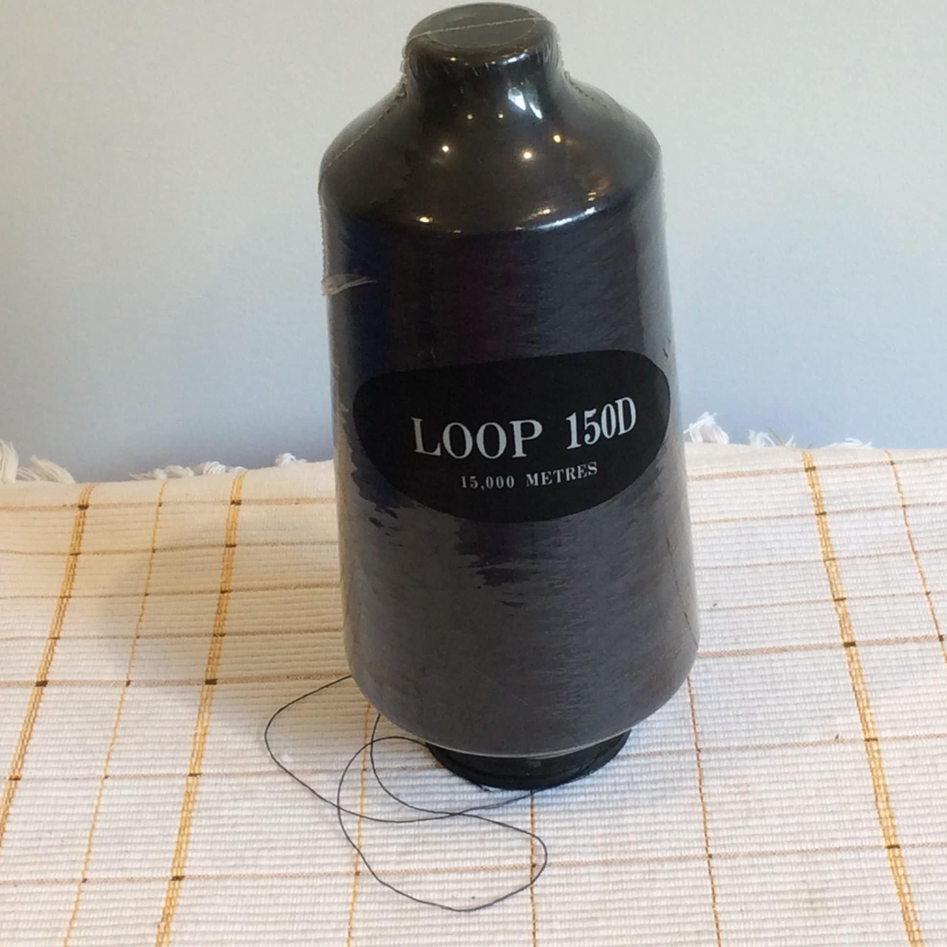 Navy Overlocking Looper Thread 100% TEXTURED Polyester Yarn 15,000m ...