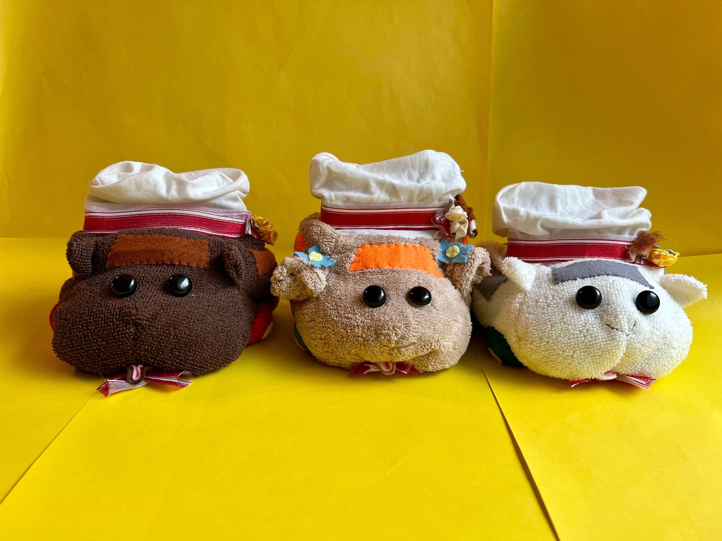 PUI PUI MOLCAR Stands - Etsy