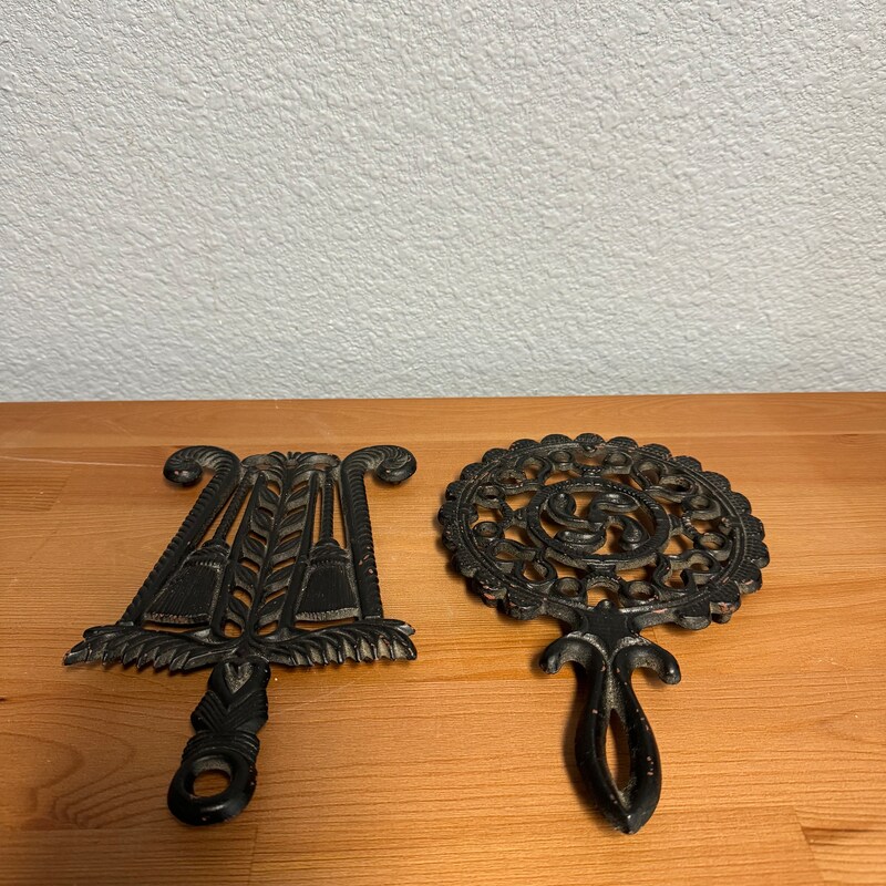 Cast Iron Trivet Vintage - Etsy