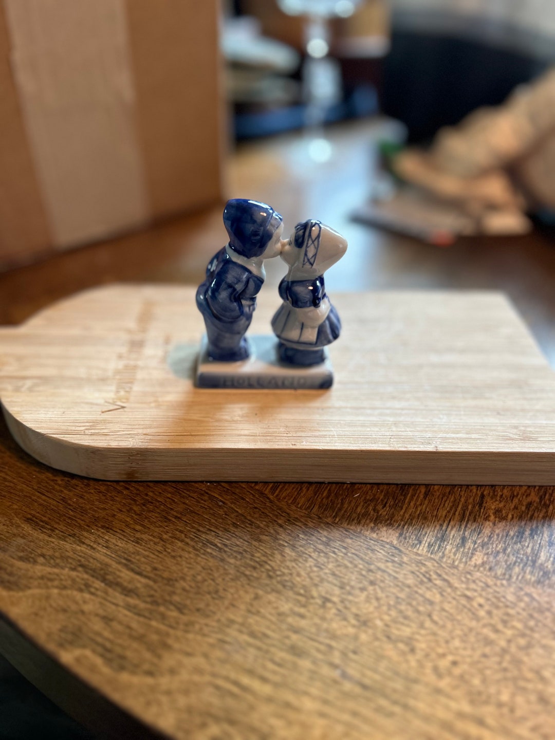 Vintage Delft Blue Kissing Boy and Girl Figurine - Etsy