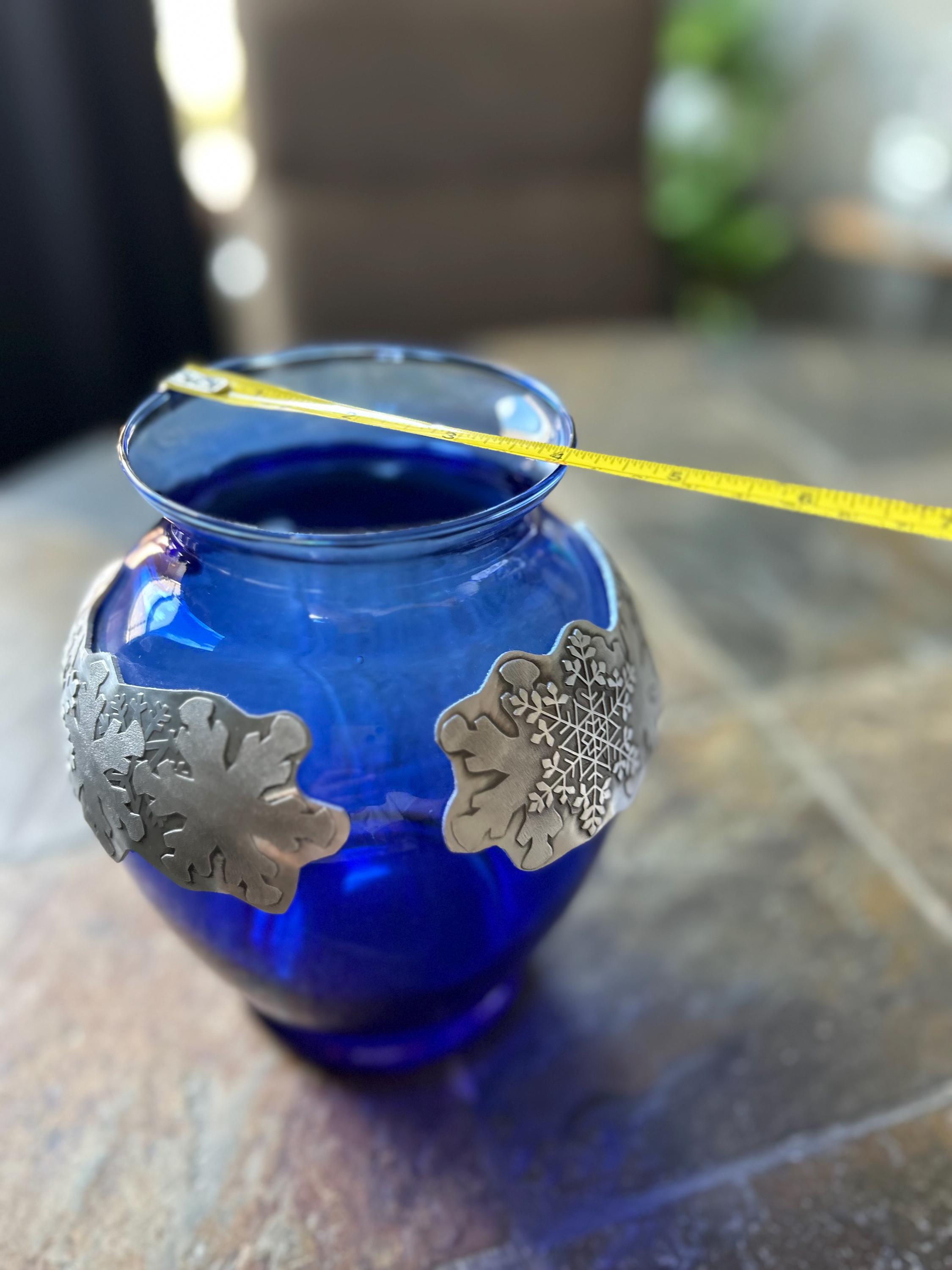 Cobalt Blue Glass Vase With Silver Toned Snowflakes - Etsy