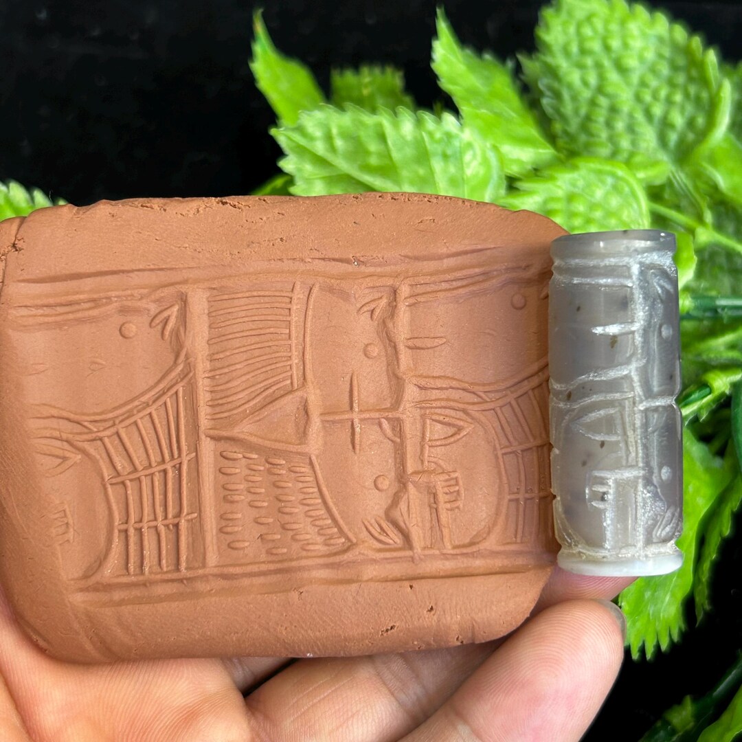 Ancient Near Eastern Agate Cylinder Seal: Roman King & Animals - Etsy