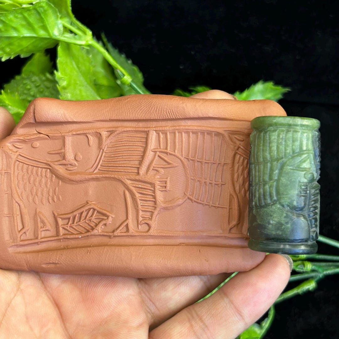 Ancient Near Eastern Jade Cylinder Seal: Roman King & Animal Intaglio ...