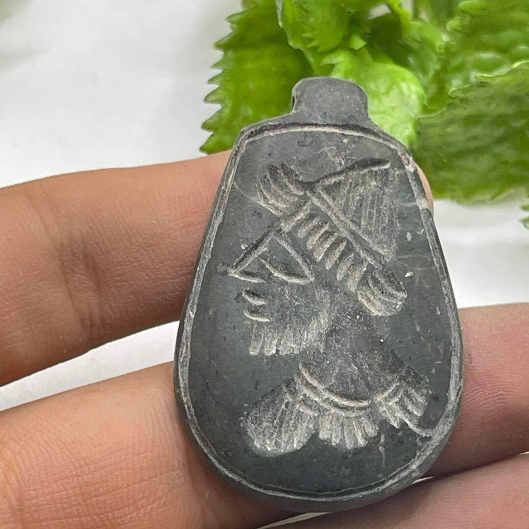 Ancient Near Eastern Stone Amulet Pendant: Roman King Carving - Etsy
