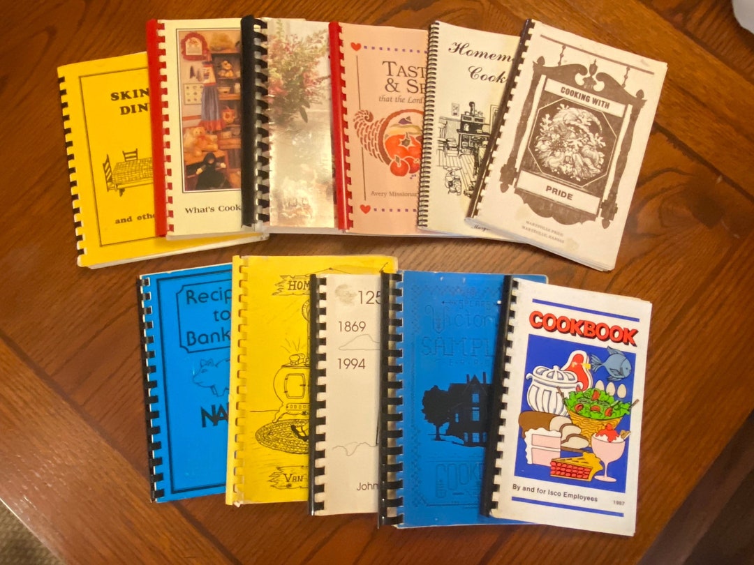 4 Vintage Cookbooks Mystery Lot / 4 Vintage Church Cookbooks / Clubs ...