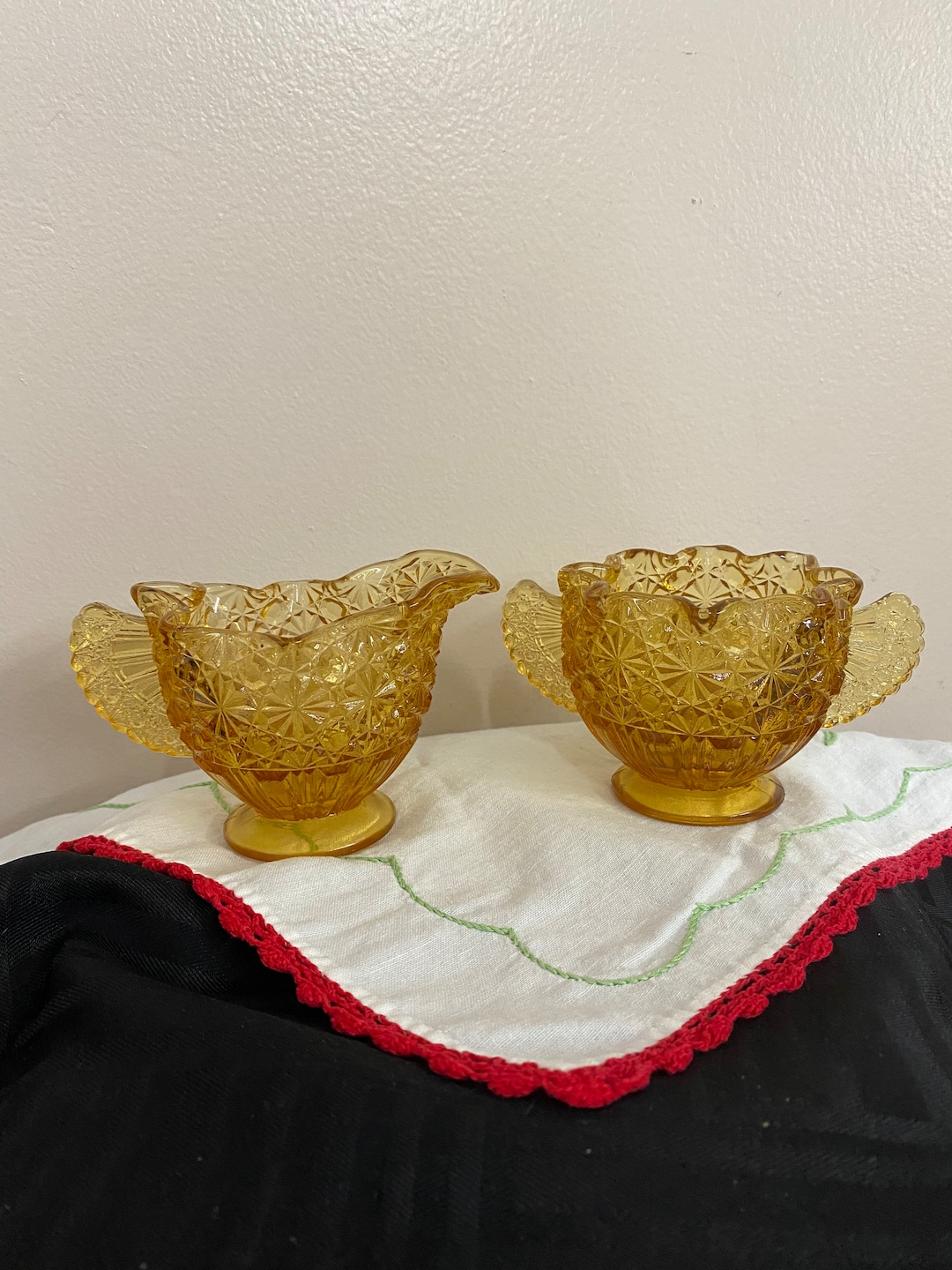 Amber Daisy & Button Sugar and Cream Set / Vintage Glass Sugar Bowl ...