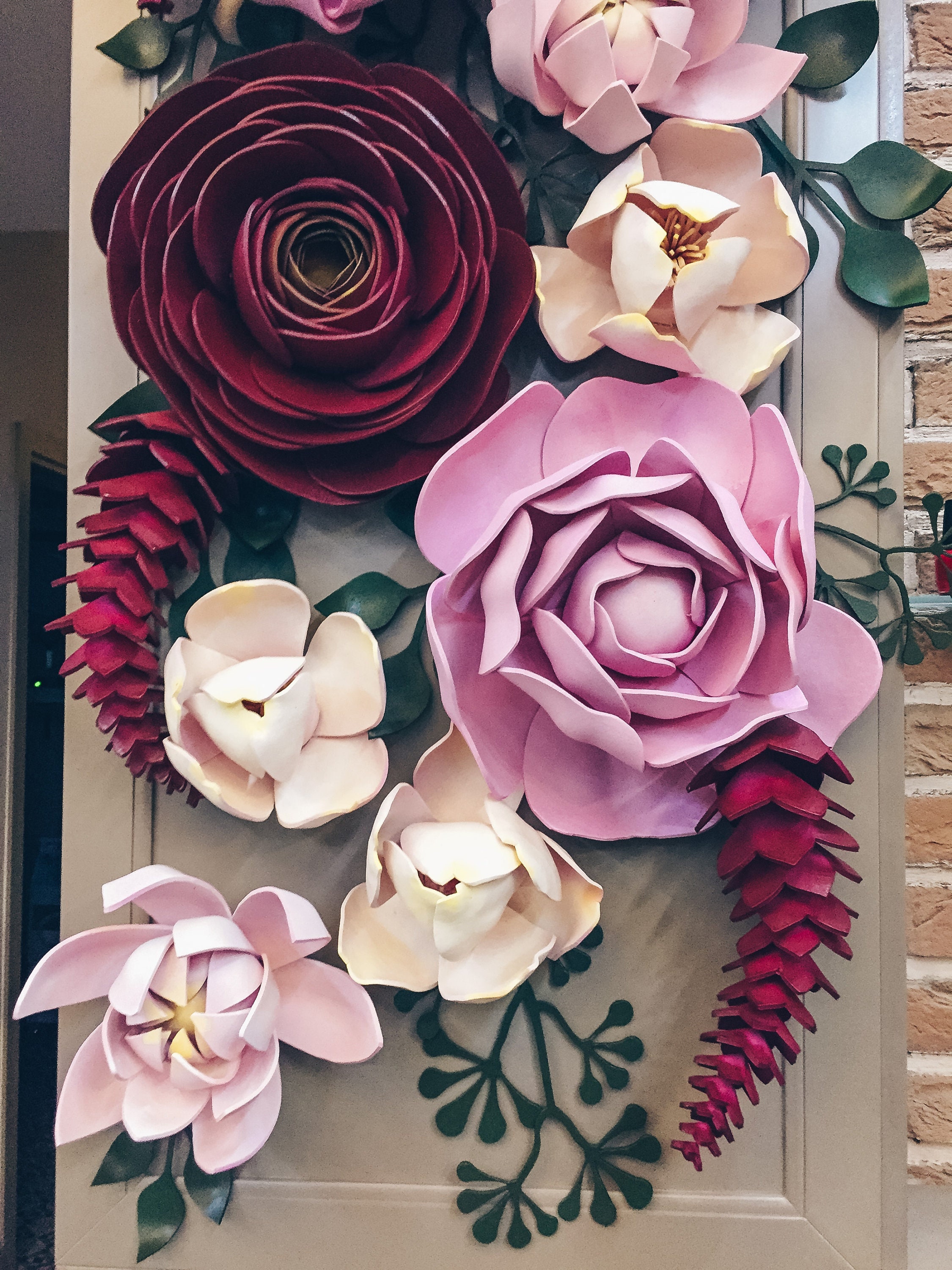 Set of 16 Foam Flowers and 6 Leaves - Etsy