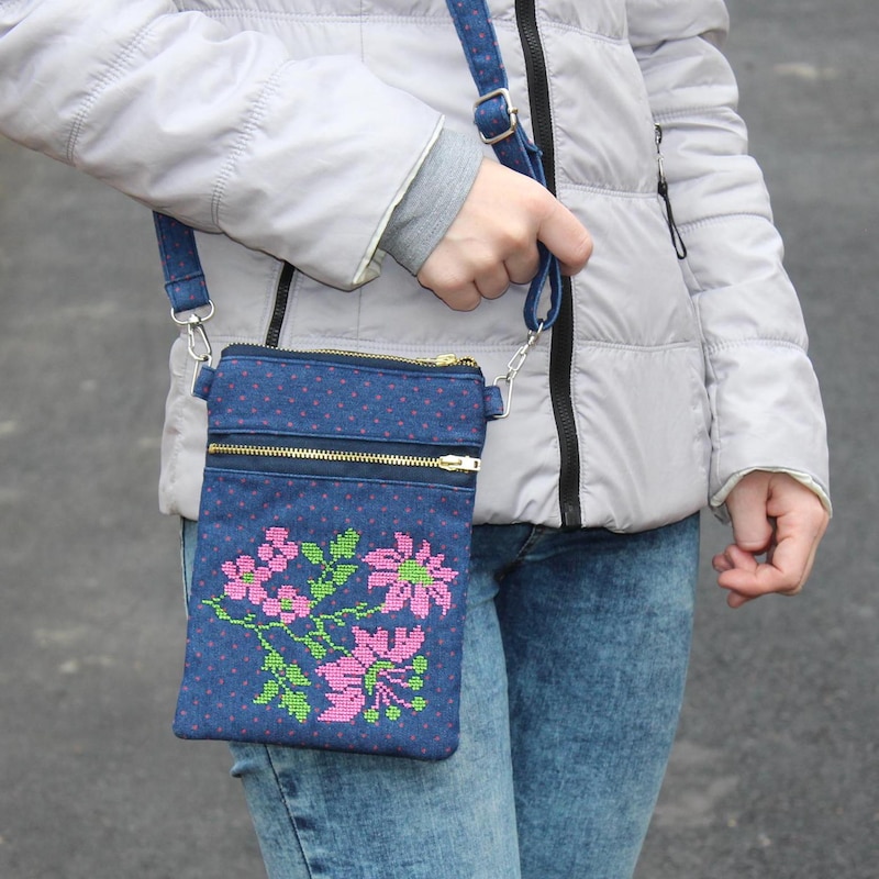 Embroidered Purse - Etsy