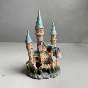 RUINED FAIRY CASTLE | Terrarium & Aquarium Decor | Resin Made ...