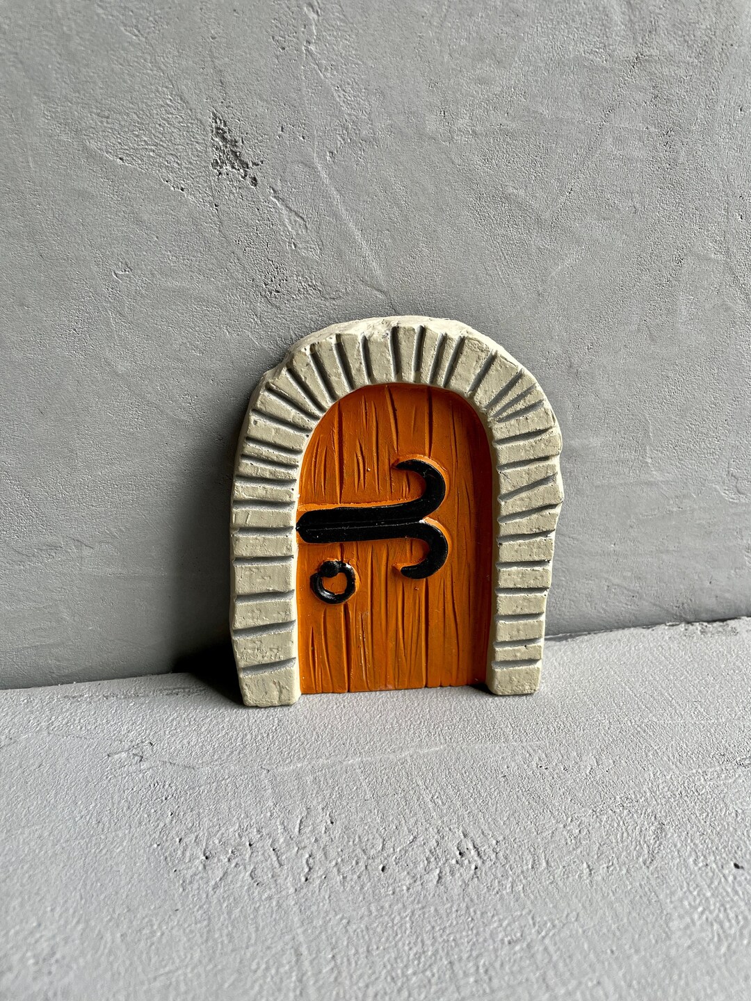CASTLE DOOR FIGURINE | Garden Ornament | Polyresin Figurines ...