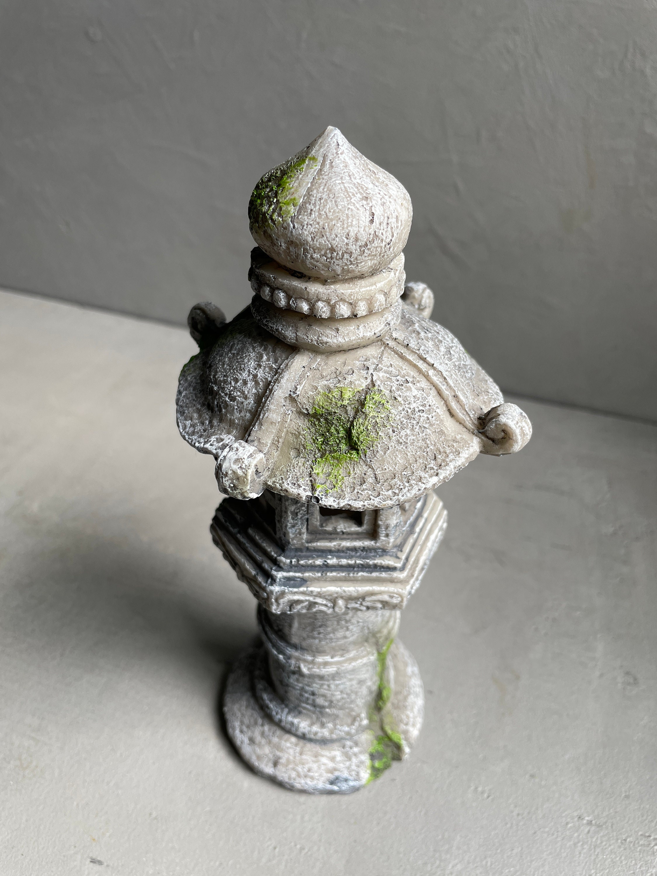 TALL LANTERN PAGODA | Terrarium & Aquarium Decor | Resin Made ...