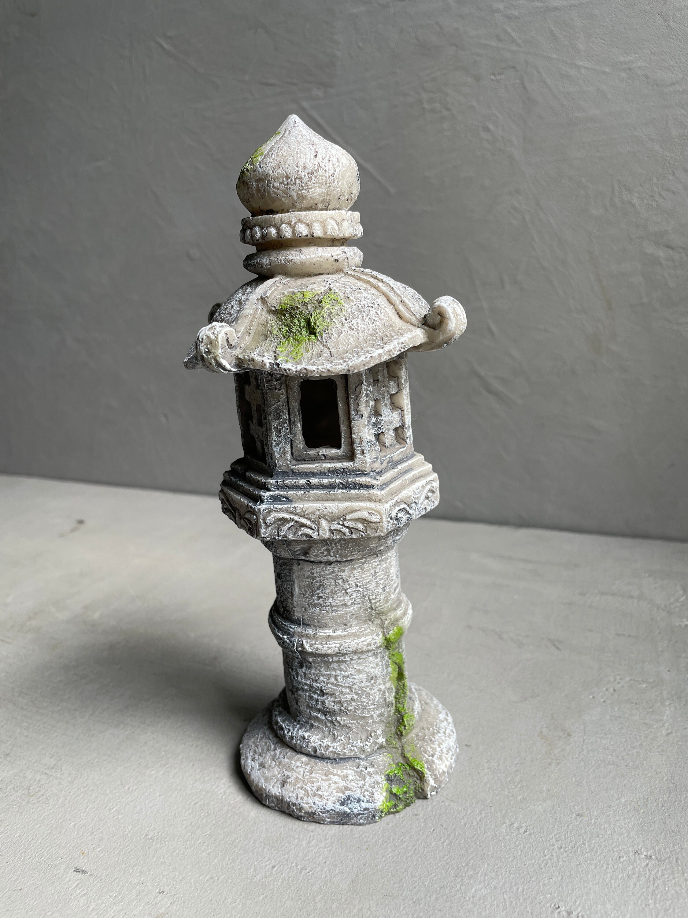 TALL LANTERN PAGODA | Terrarium & Aquarium Decor | Resin Made ...