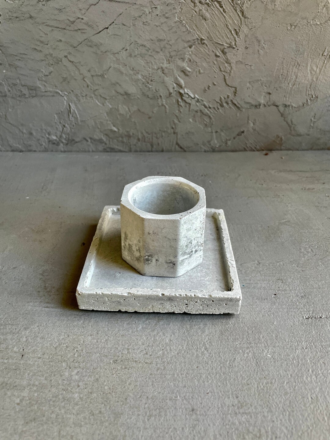 CONCRETE POT + TRAY | Concrete Display Container and Tray | Square ...
