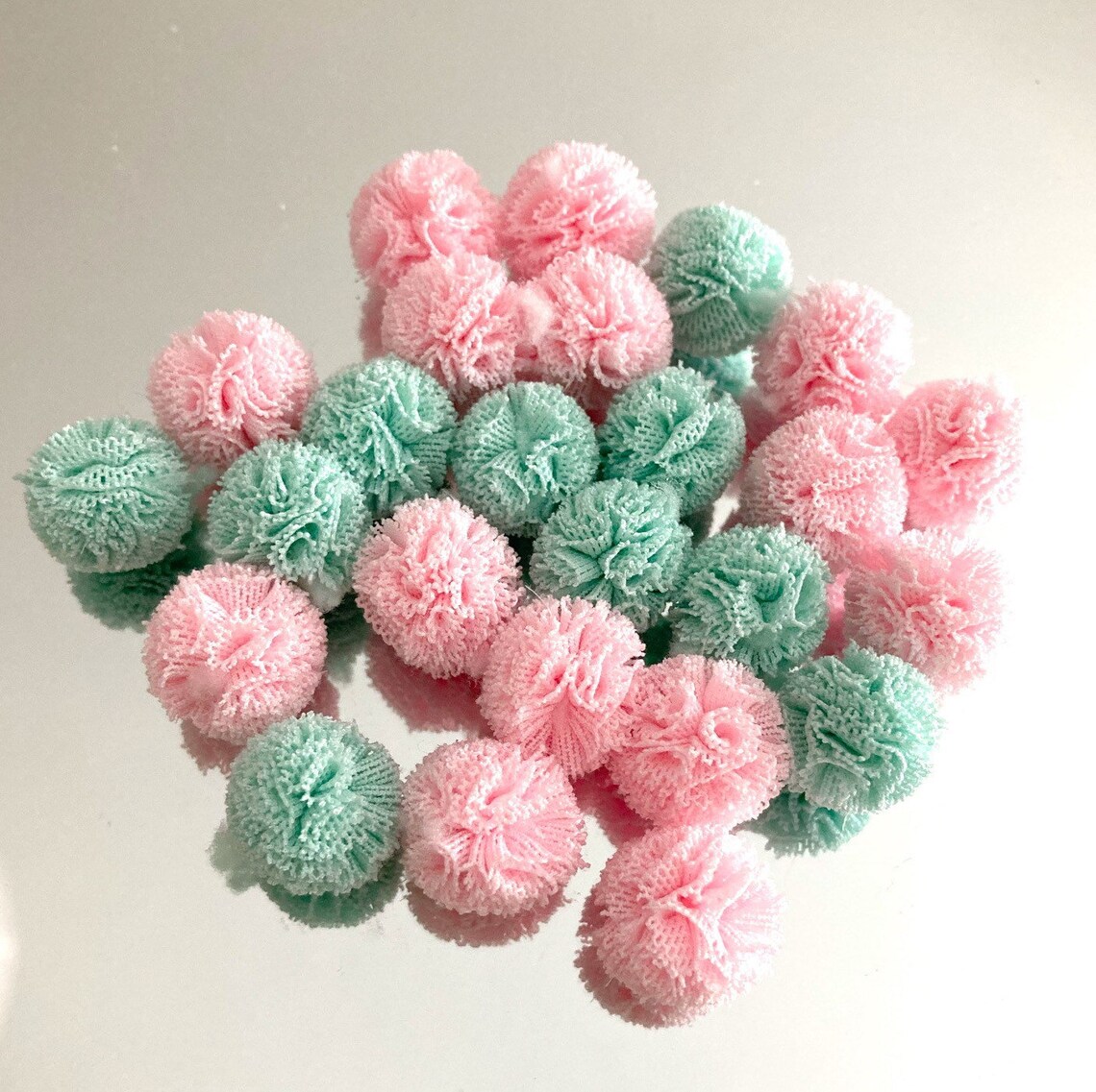 Mini pompones pompones rosados pompones verdes de menta | Etsy