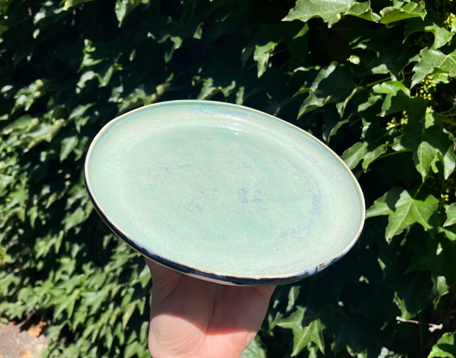 Pale Blue Glazed Dinnerware Plate, Deep Blue Exterior Ceramic Drainage ...