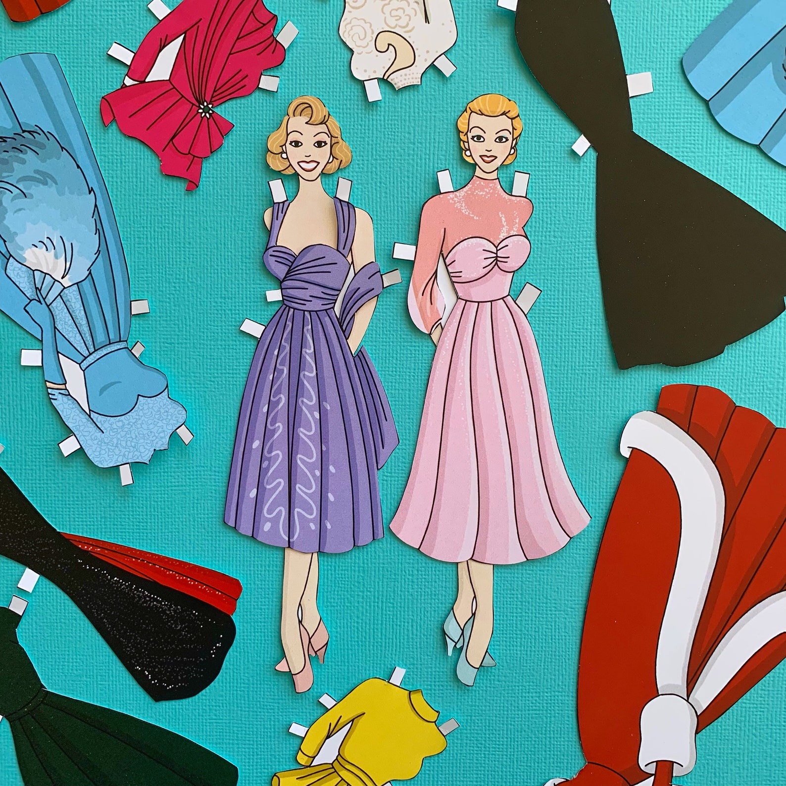 White Christmas Movie Betty and Judy Paper Dolls, 2 Sheets, 2 Dolls and ...
